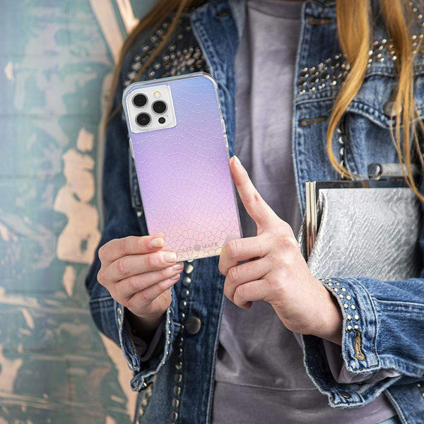 Iridescent Snake - iPhone 12 / iPhone 12 Pro